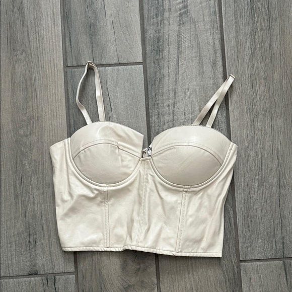 superdown | Tops | Superdown Cream Bustier Top | Poshmark